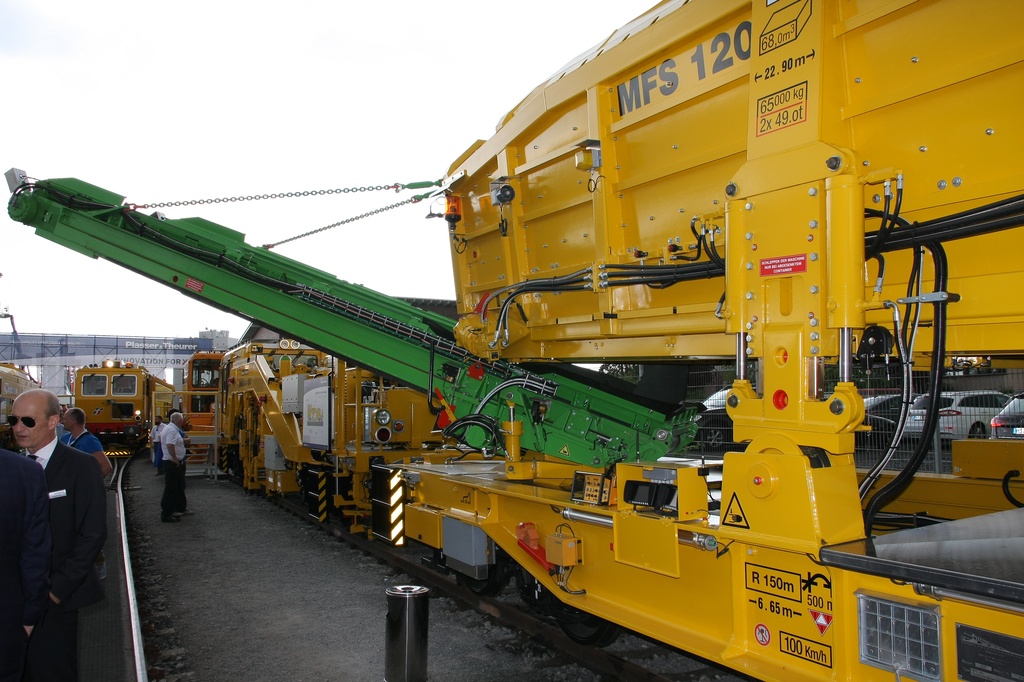 Materialförder- und Siloeinheit MFS-120 - Schulze Modellbau