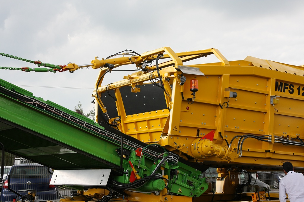 Materialförder- und Siloeinheit MFS-120 - Schulze Modellbau