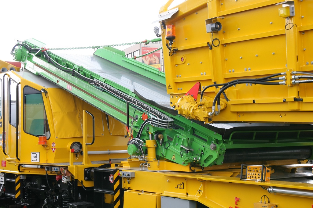 Materialförder- und Siloeinheit MFS-120 - Schulze Modellbau