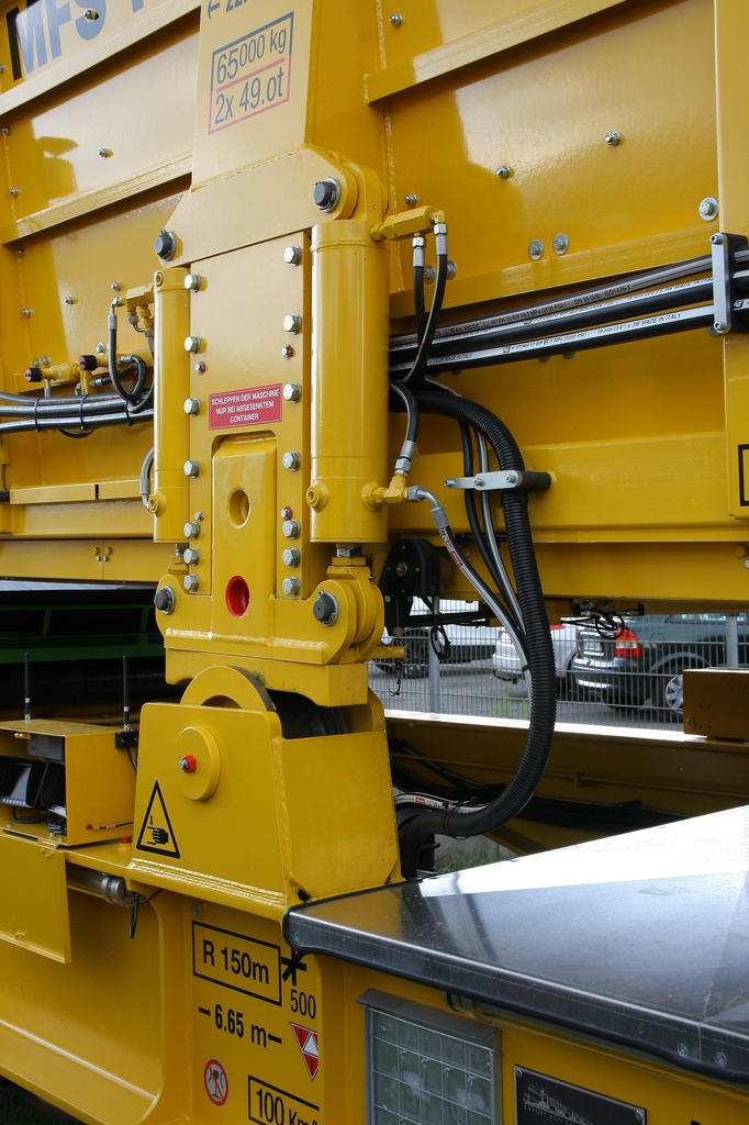 Materialförder- und Siloeinheit MFS-120 - Schulze Modellbau